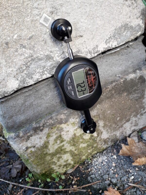 E1 gauge - Digital crackmeter / crack monitor